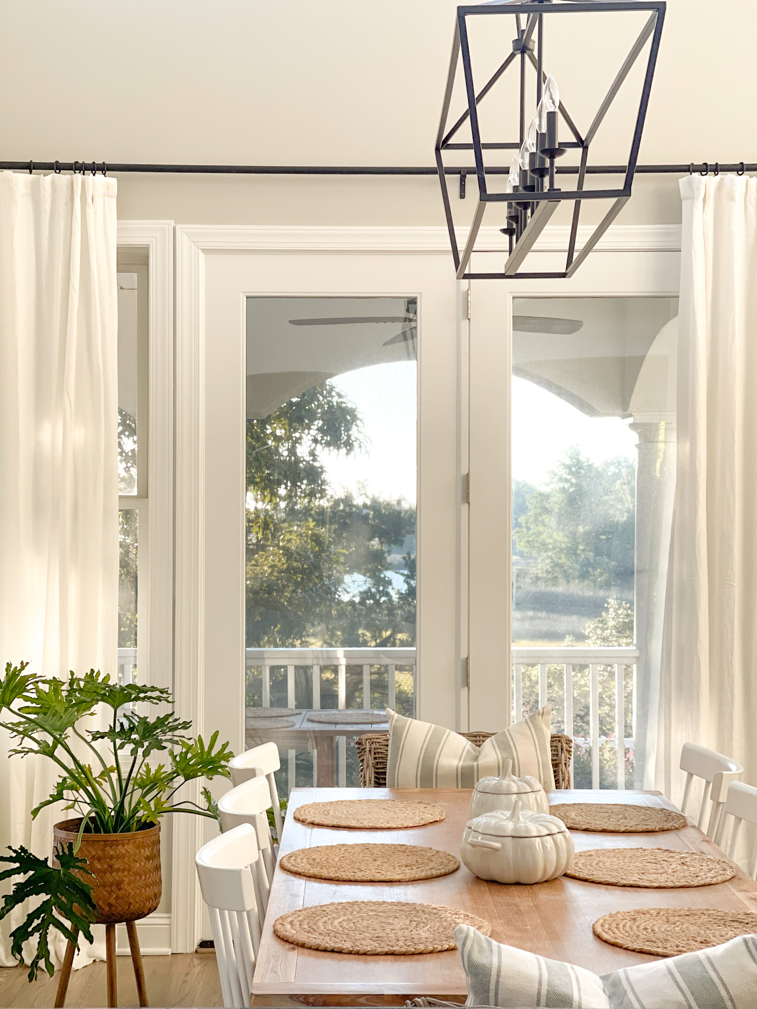 Five Ways to Combine Coastal and Fall Decor - CASS Design Co.