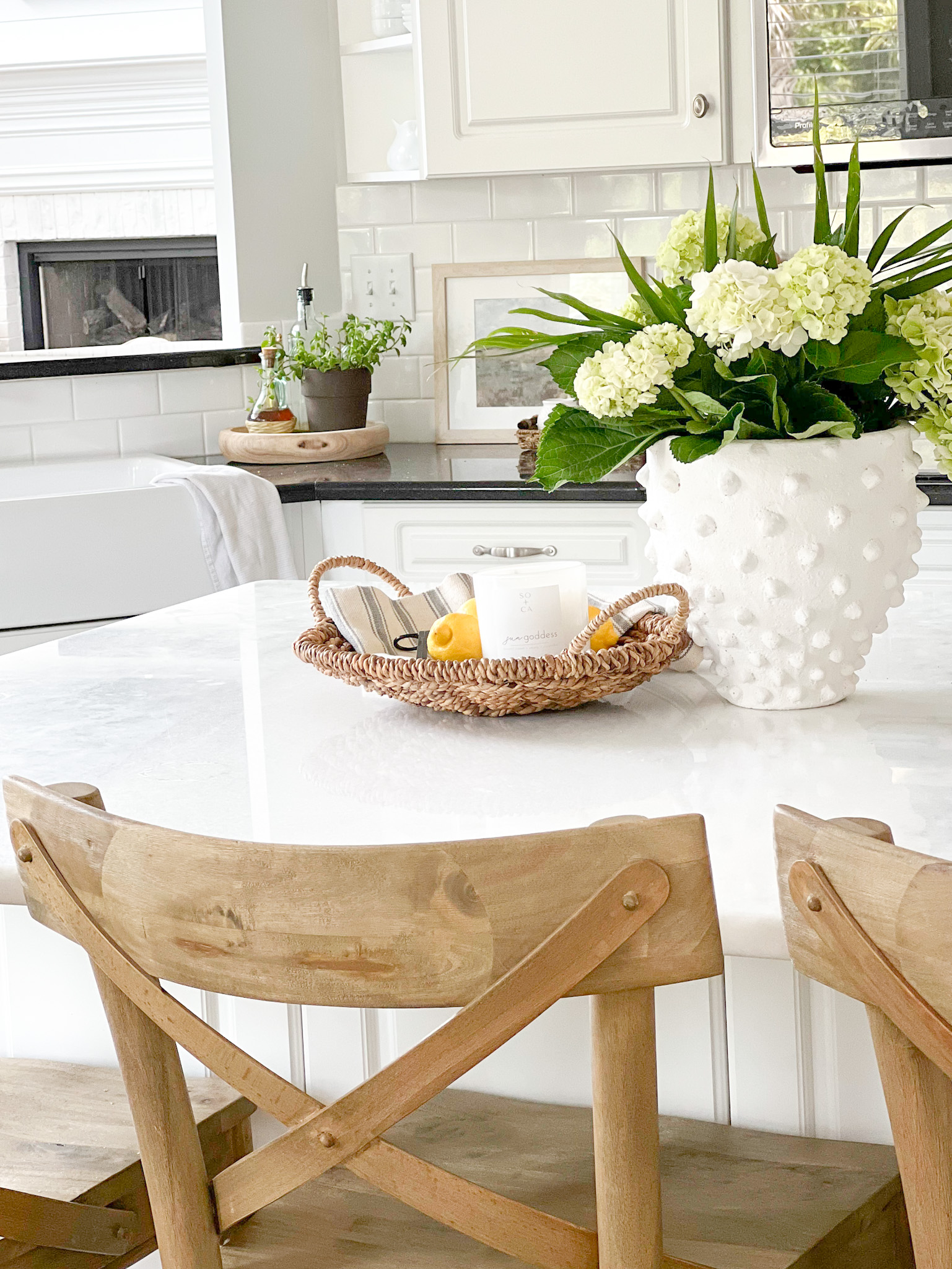 How to Tastefully Use Rattan Decor for a Modern Coastal Vibe